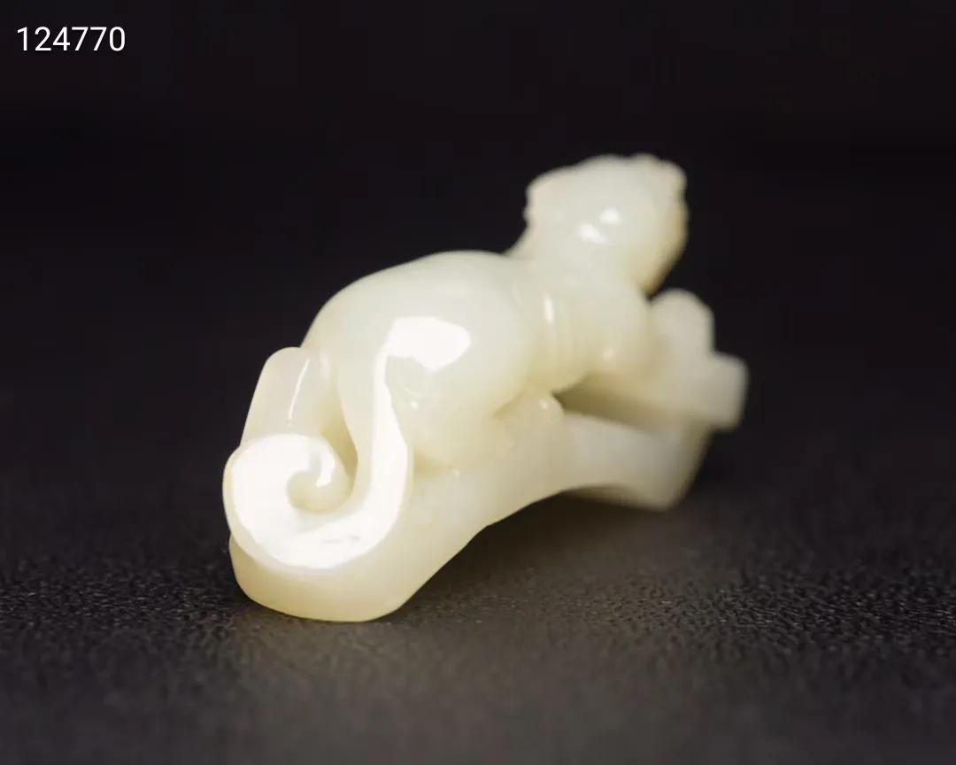 Hetian Jade Beast - iMedia