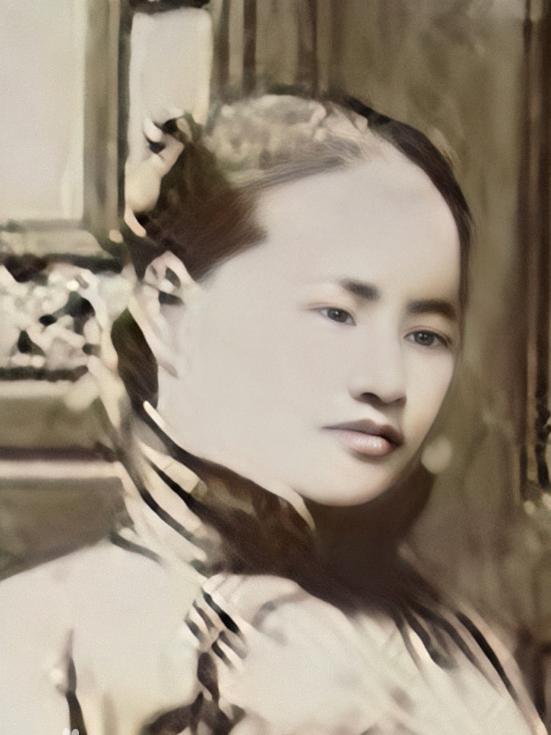 Ten days after Zhu Qi's death, the 88-year-old Zhu Decai was told ...