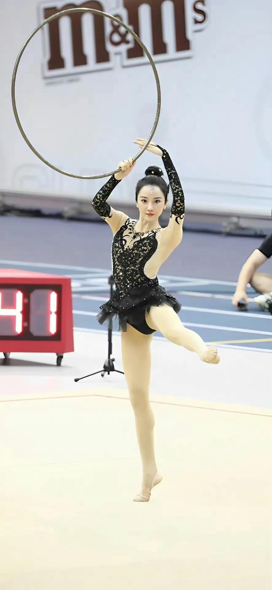 Appreciation of beautiful pictures of little princess Chen Xiaoyun - iNEWS