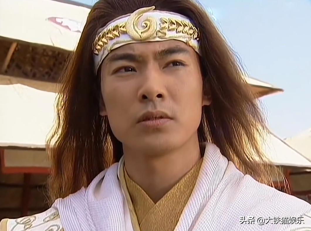 It is also the role of "Lian Chengbi". Putting Yu Bo and Zhu Yilong ...