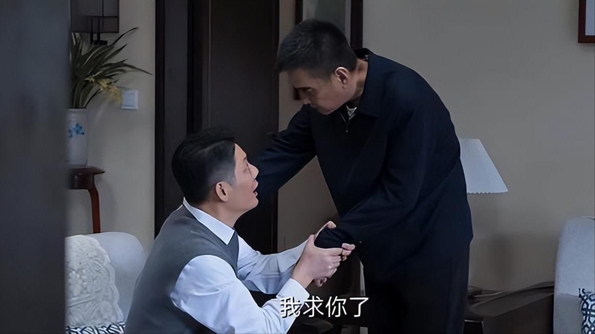 "Punishment": Zheng Guangtian pulls Xiao Chen into the water and ...