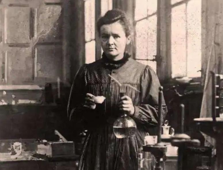 The consequences of nuclear radiation are serious: the American man ...