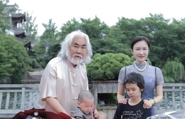 72-year-old Zhang Jizhong let go of his mouth for the first time ...