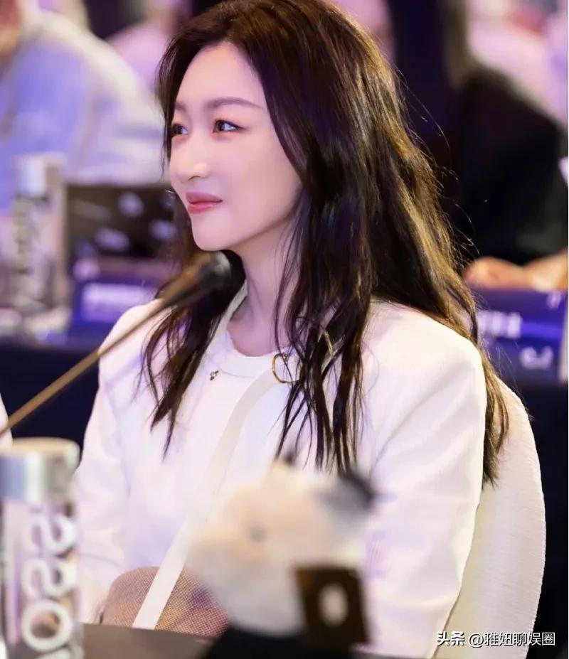 Changed the photographer, Dongyu Zhou became more beautiful - iMedia