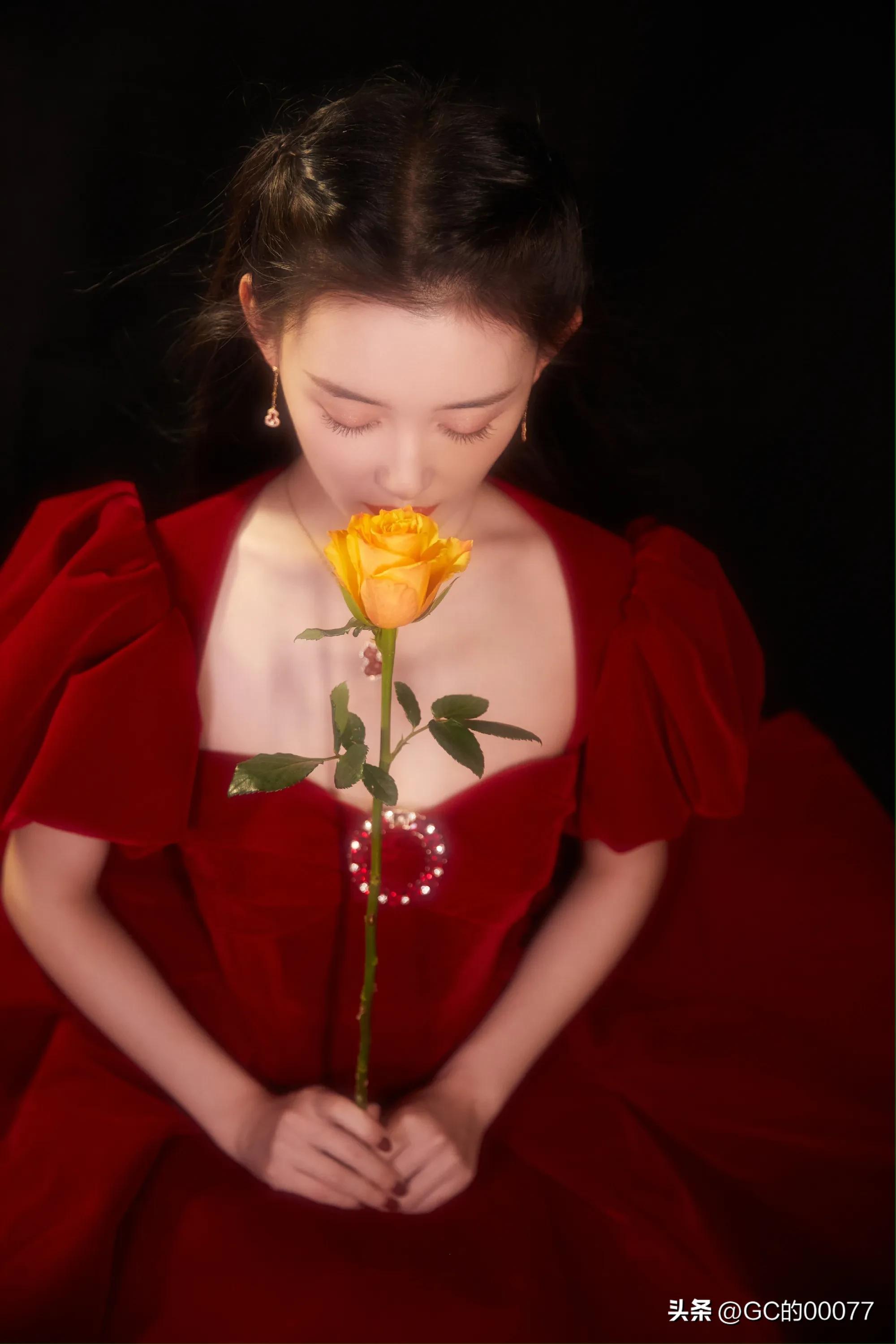 Star picture Jiang Yiyi - iMedia