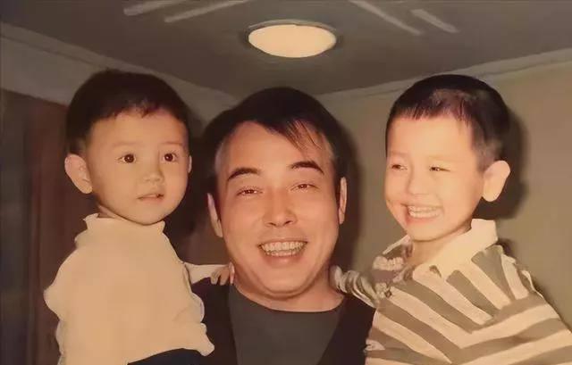 Recent photos of Chen Kaige's eldest son were exposed. When he was the ...