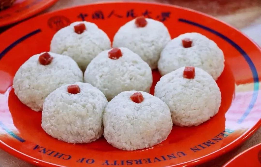 Aiwowo, a famous Beijing snack - iNEWS