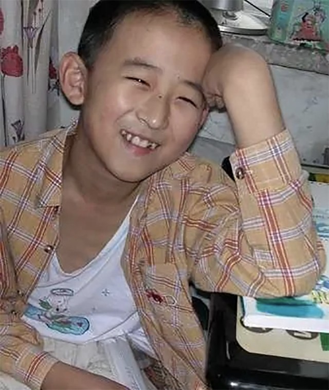 Prodigy Zhang Xinyang: 13-year-old graduate school, 16-year-old graduate student, once forced ...