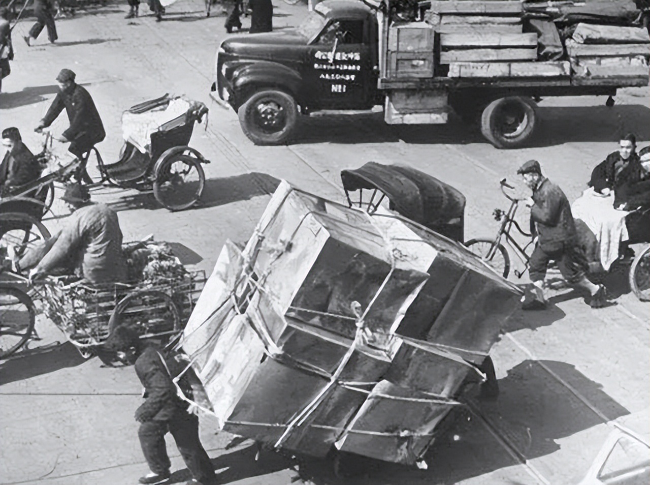 The worst hyperinflation in world history - iNEWS