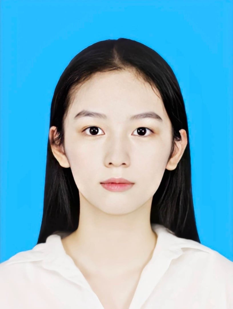 Photos of 10 actresses' ID cards are also popular in the week, Zhao ...