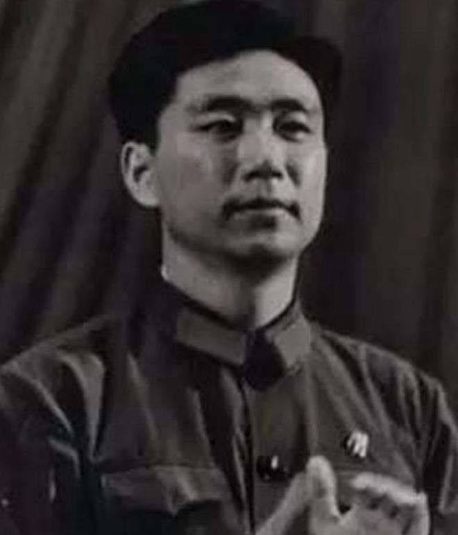 In 1977, the leaders persuaded Cui Gendi and Wang Hongwen to separate ...