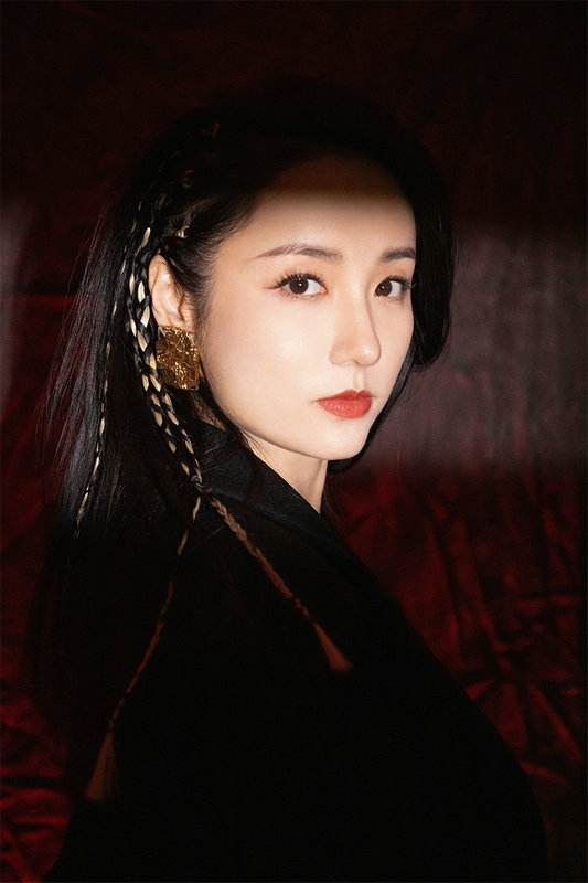 Mingyang Entertainment - Beauty Star - Lu Yi - iNEWS