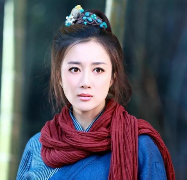 39-year-old Li Yixiao is pink and charming, making fans feast for the ...