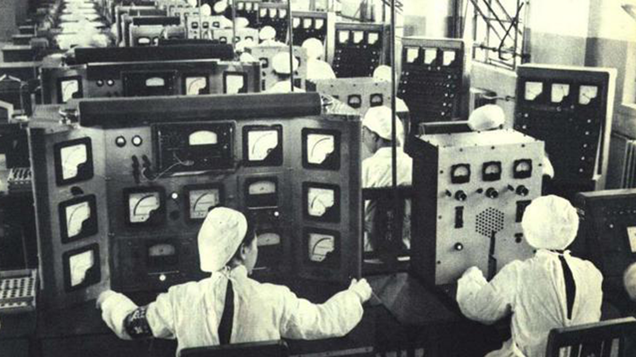 The first modern electronic tube factory - Beijing Electronic Tube ...