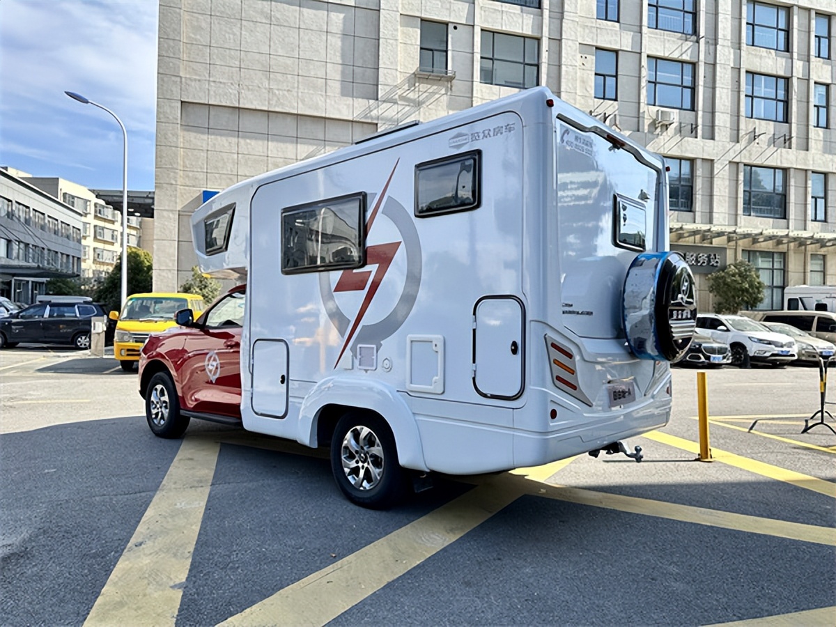 Great Wall Lanzhong free gun, four-wheel drive off-road RV - iNEWS