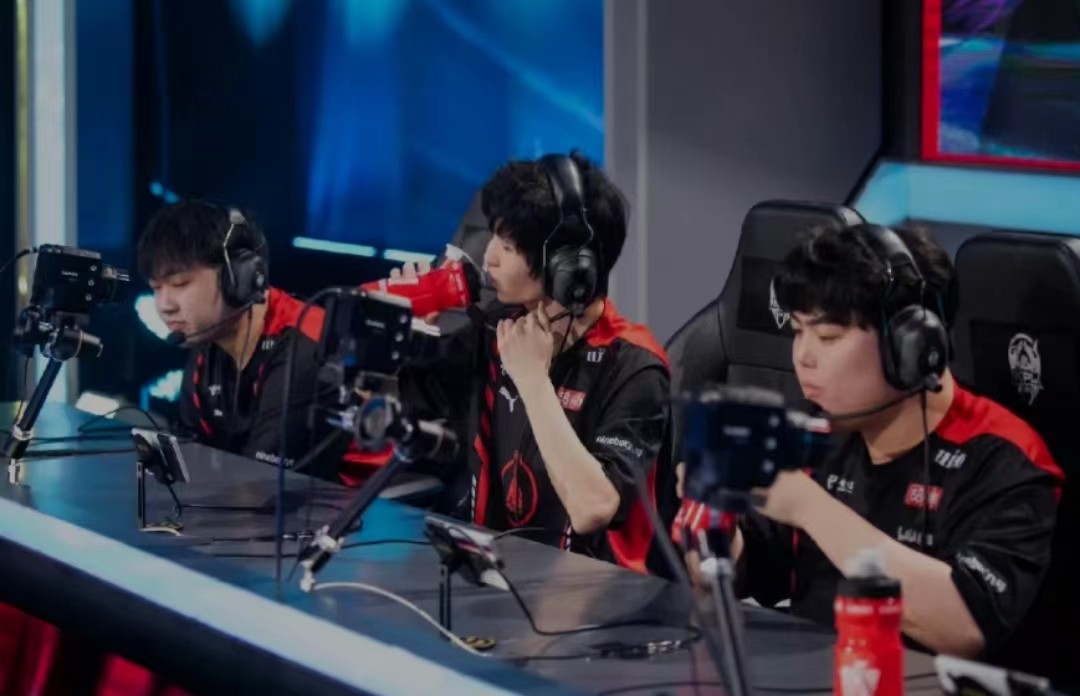 AG was exposed to reorganize the team! To buy a lot of FMVP players ...