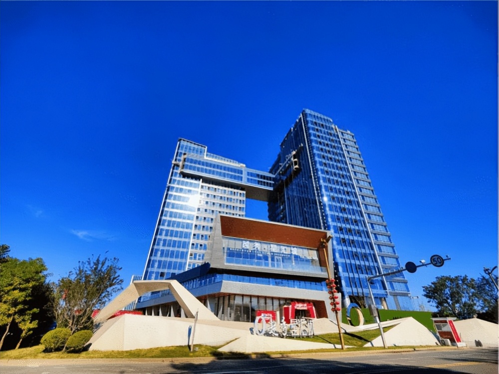 The 500,000-square-meter city with complete supporting facilities has ...