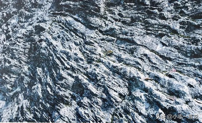 Volcanic tuff weathering, the role of moisture expansion - iNEWS