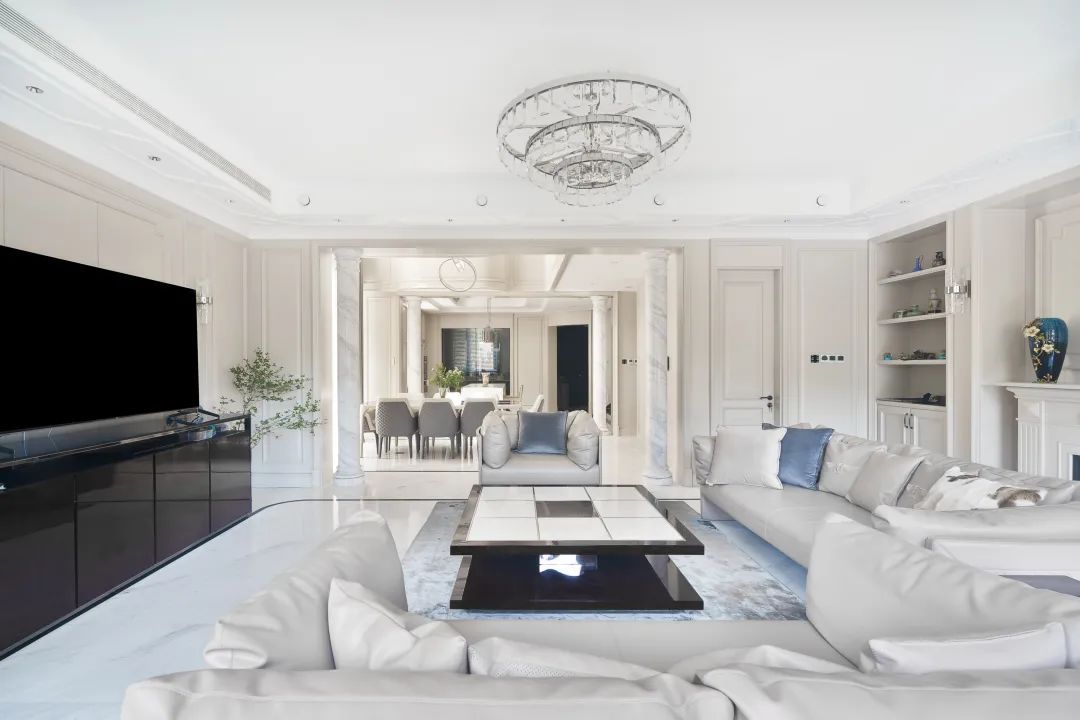 "A real shot of the design of a 600-square-meter mansion" is full of ...