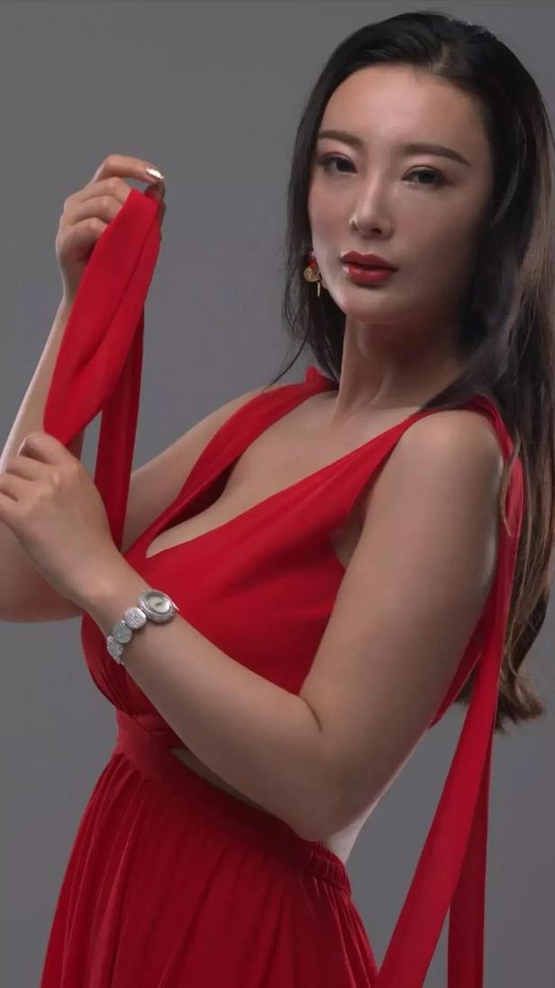 Wang Li Danni: From underwear model to porn star, there is a man's conspiracy behind her love ...
