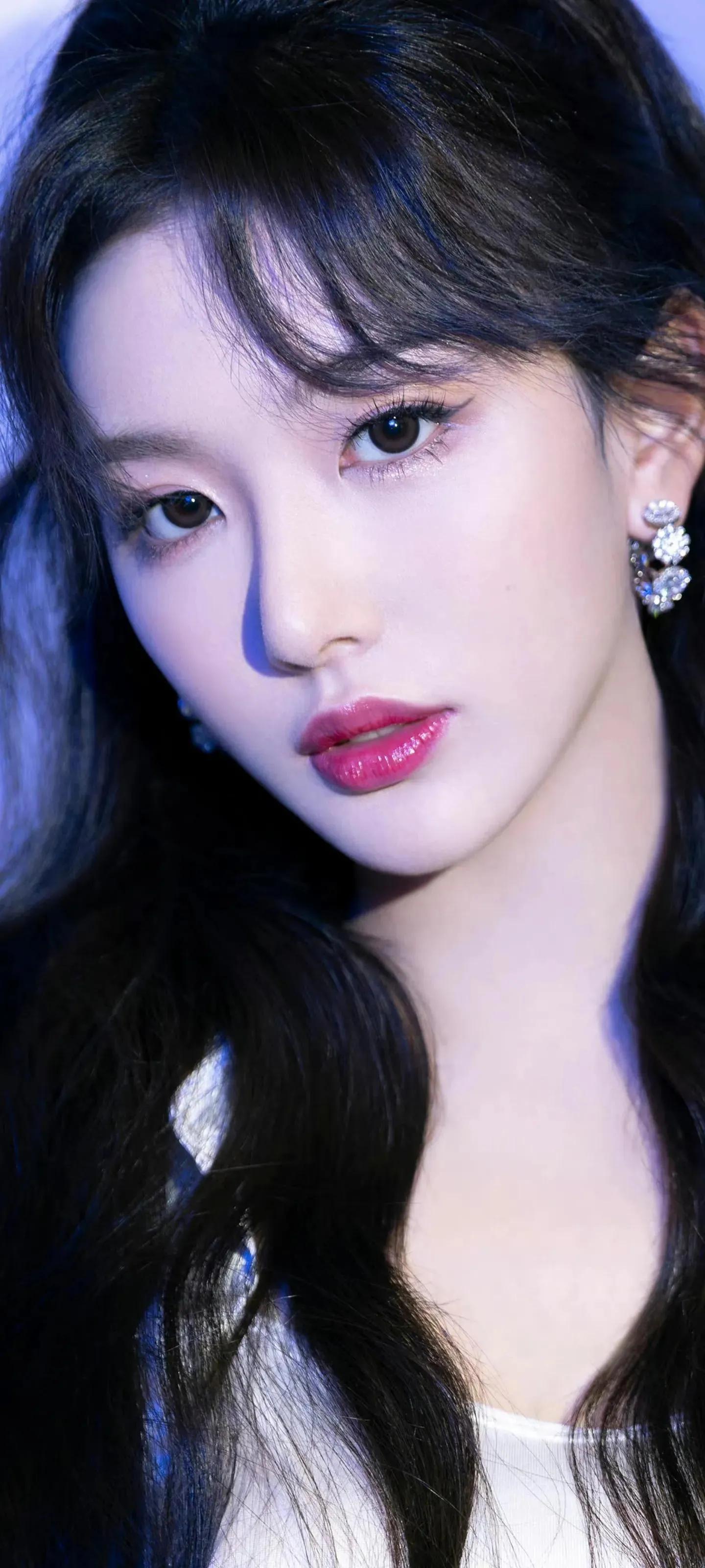 Kong Xueer is as beautiful as a fairy - iNEWS