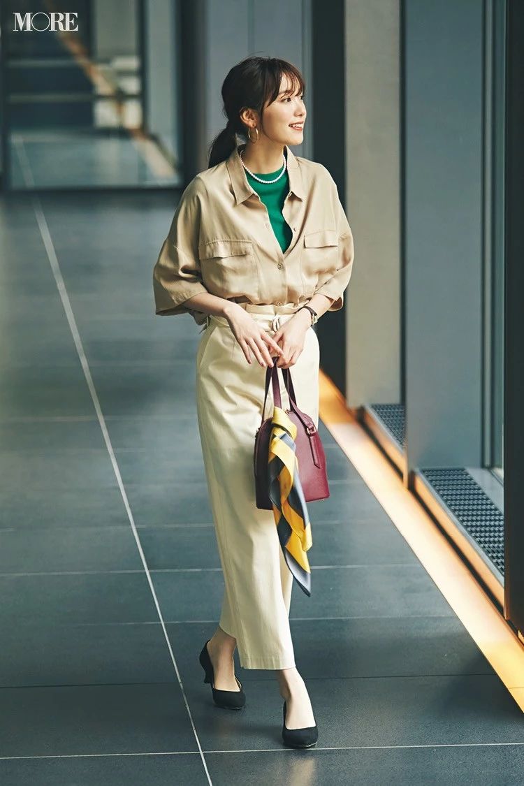 Women must be able to dress up, elegant and intellectual outfits for ...