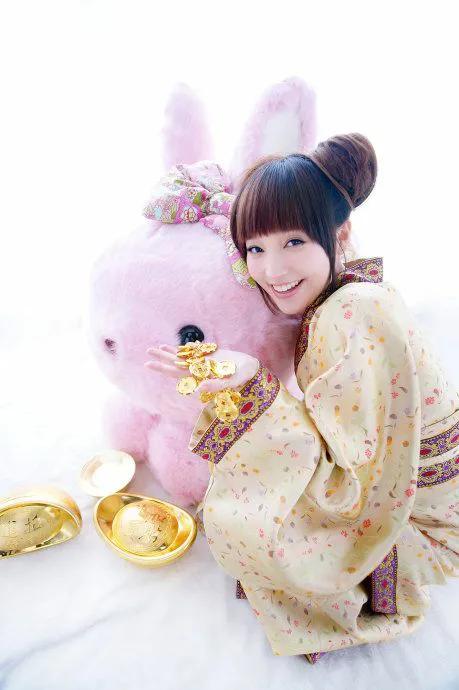 Jin Sha, singer, actress, beautiful and moving - iNEWS