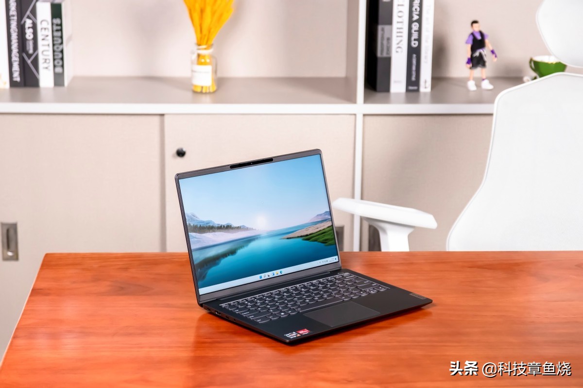 Return to work in the new year, put on a new computer, work efficiently ...