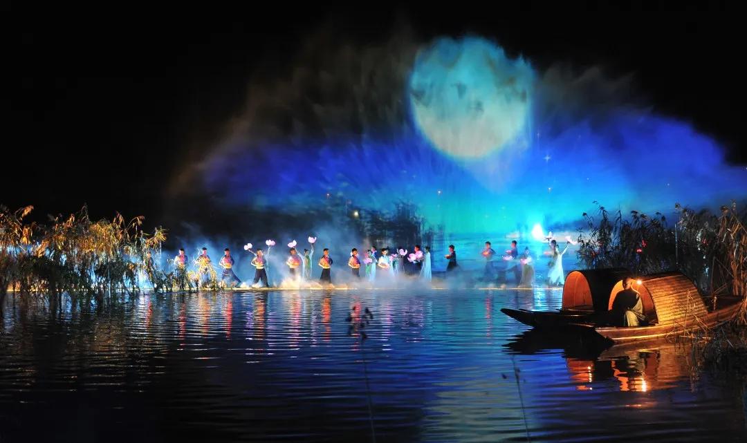 Is Nianhuawan Town in Wuxi worth visiting? - iNEWS
