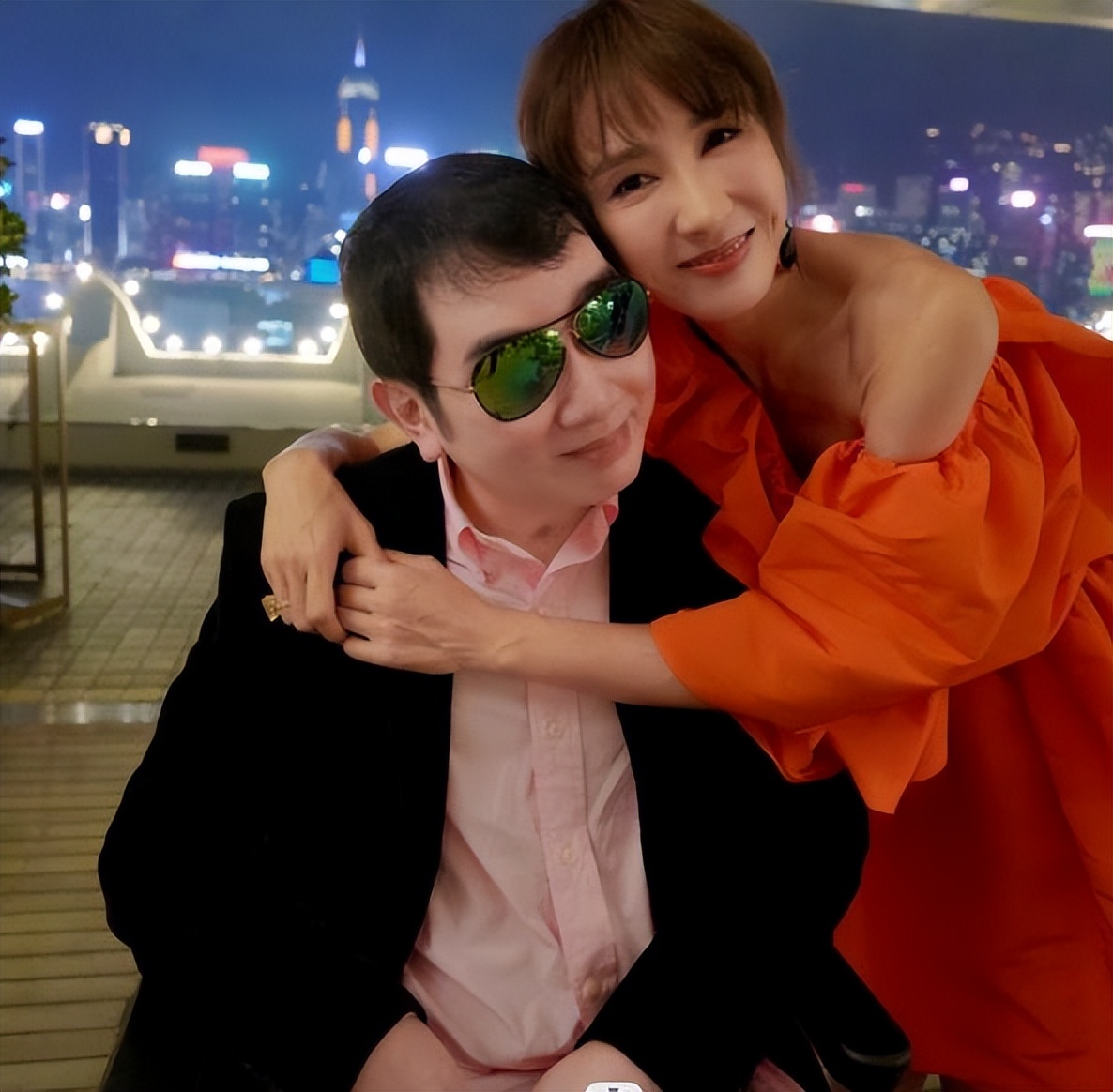 51-year-old Gigi Lai celebrates her birthday with photos. The disabled ...