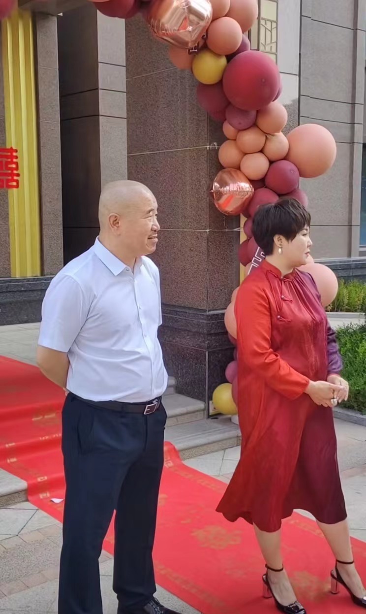 Watch the wedding scene of Liu Neng's son Wang Liang directly in ...