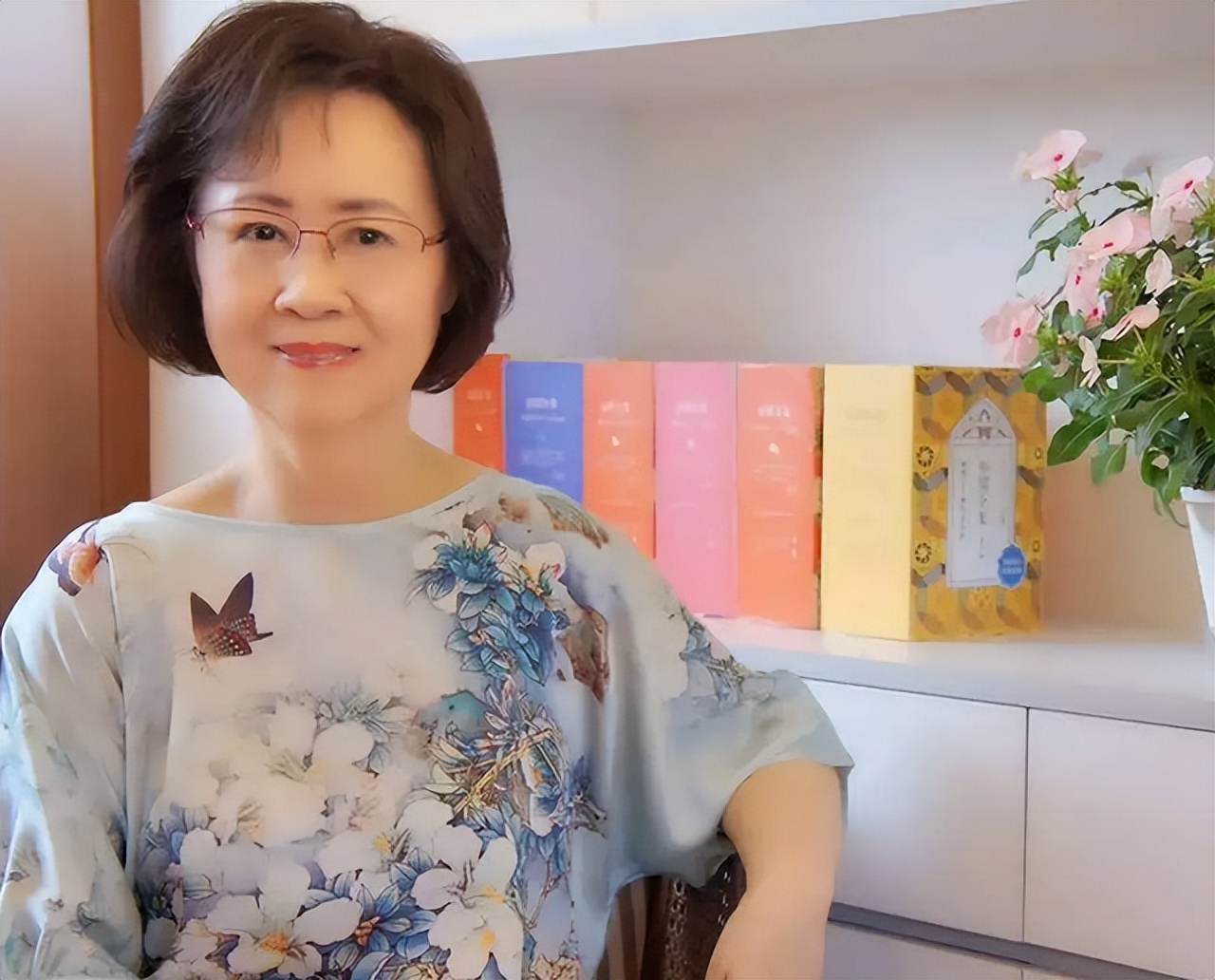 Qiong Yao's 500 million mansion is about to be demolished, the living room is comparable to a ...