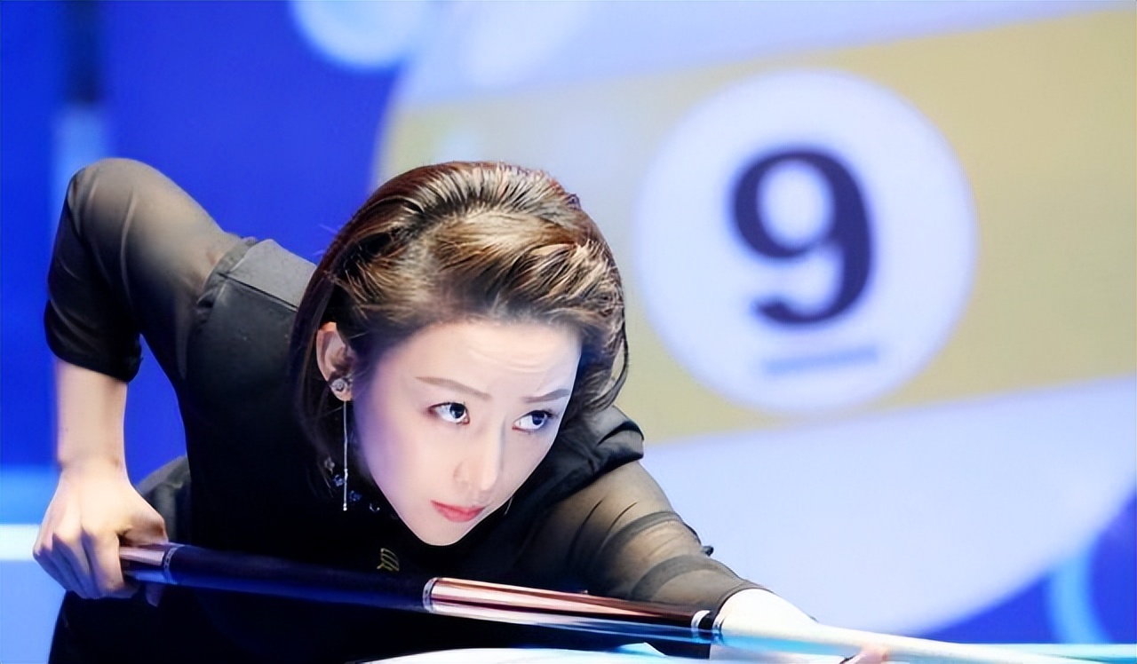 After being happy in love, Pan Xiaoting is more feminine at the age of ...