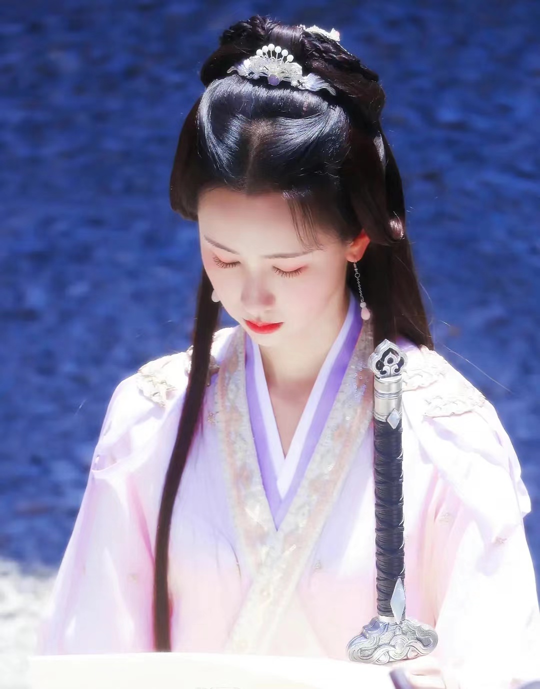 I also like "Cheng Yi". Compared with Chen Duling and Yang Zi, the gap ...