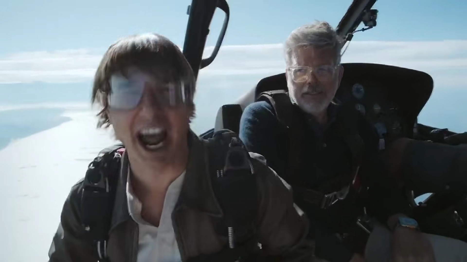 60-year-old Tom Cruise is here to kill again!High-altitude jumping, 360 ...