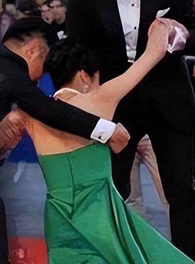 Dive, get driven, dress bold! Chinese actress acted as a monster on the ...
