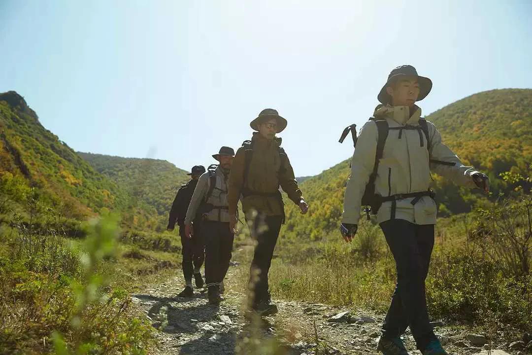 "Cover Story" Chen Kun: Exploring my heart while walking, nature helps ...