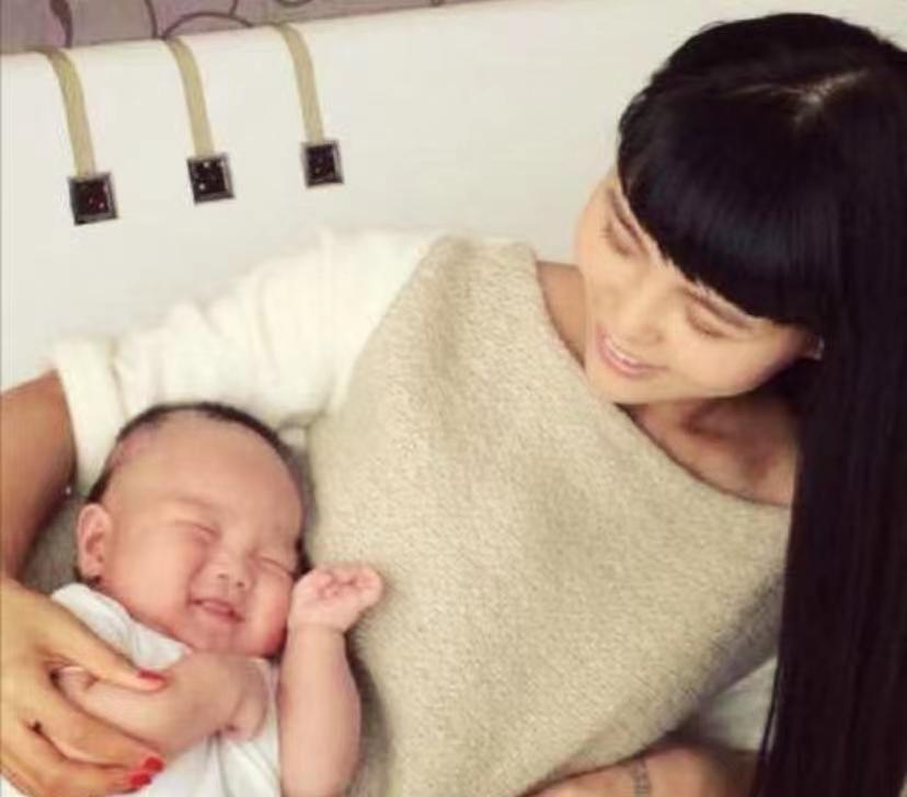 Abandoning his wife and marrying a mistress, Wang Xun has never been an "honest person" - iNEWS