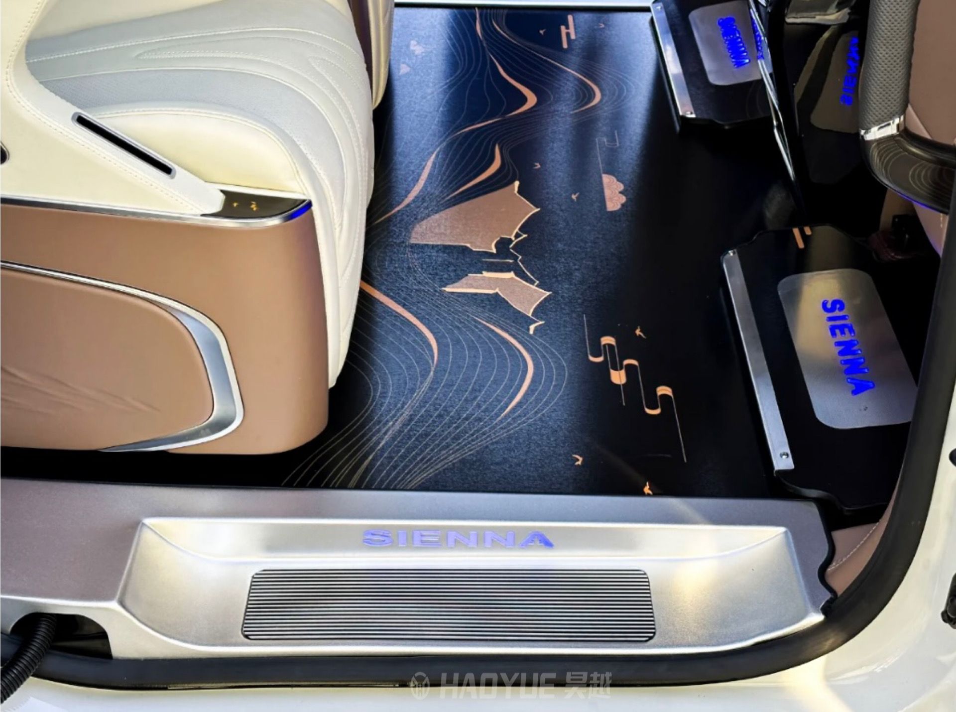 The different upgrade of Senna, the interior blends into Jiangnan style ...