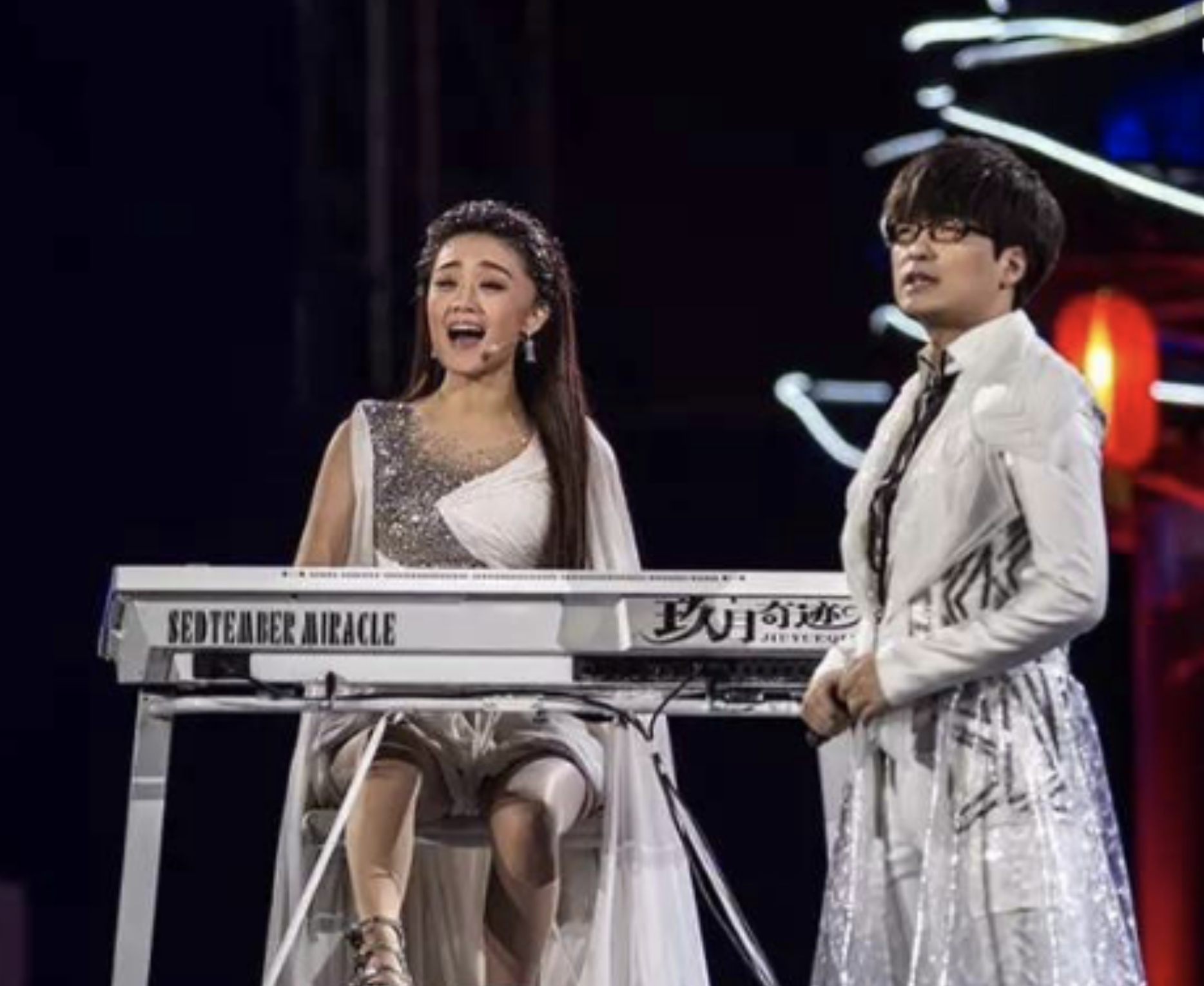 Divorced for 4 years, look at the situation of Wang Xiaowei and Wang Xiaohai in the miracle of ...