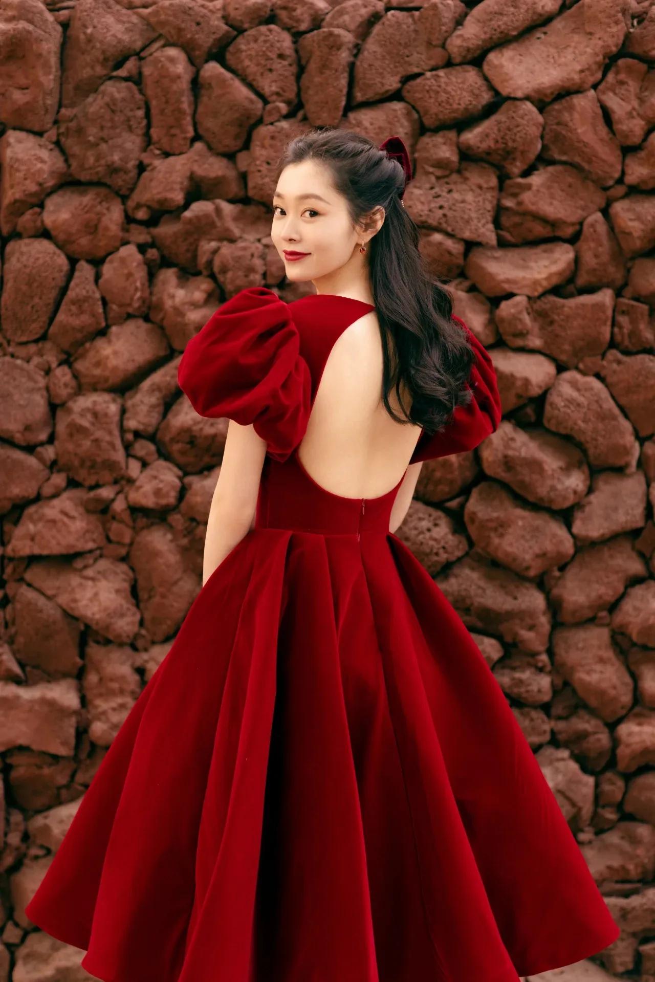 The most beautiful figure Song Yi - iMedia