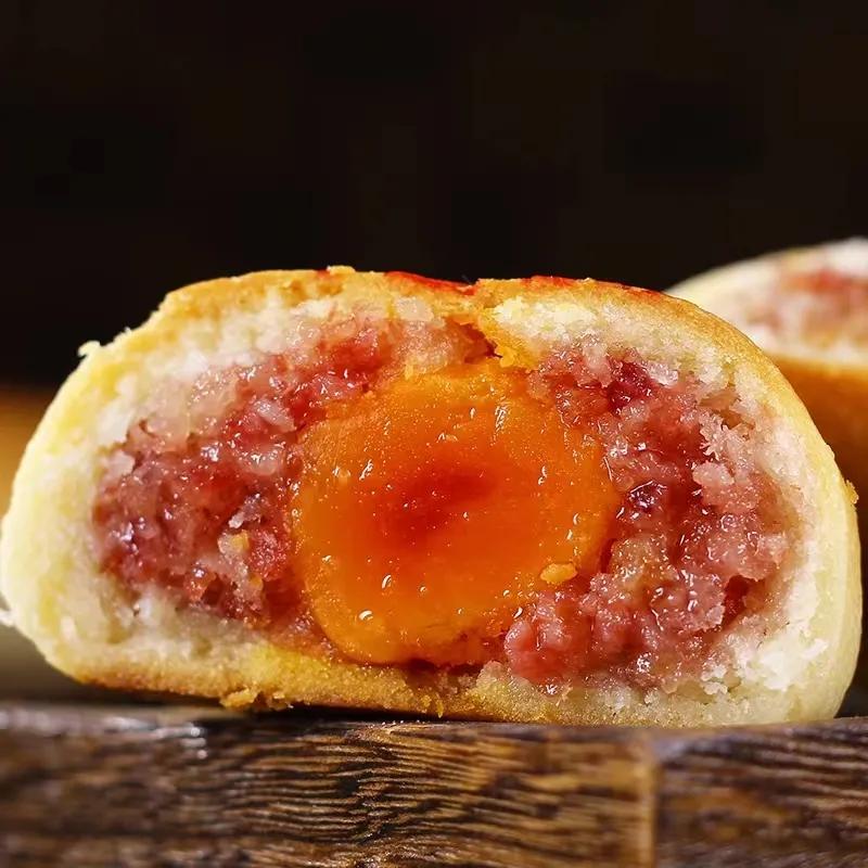 Meat-flavored cloud-leg mooncakes - iNEWS