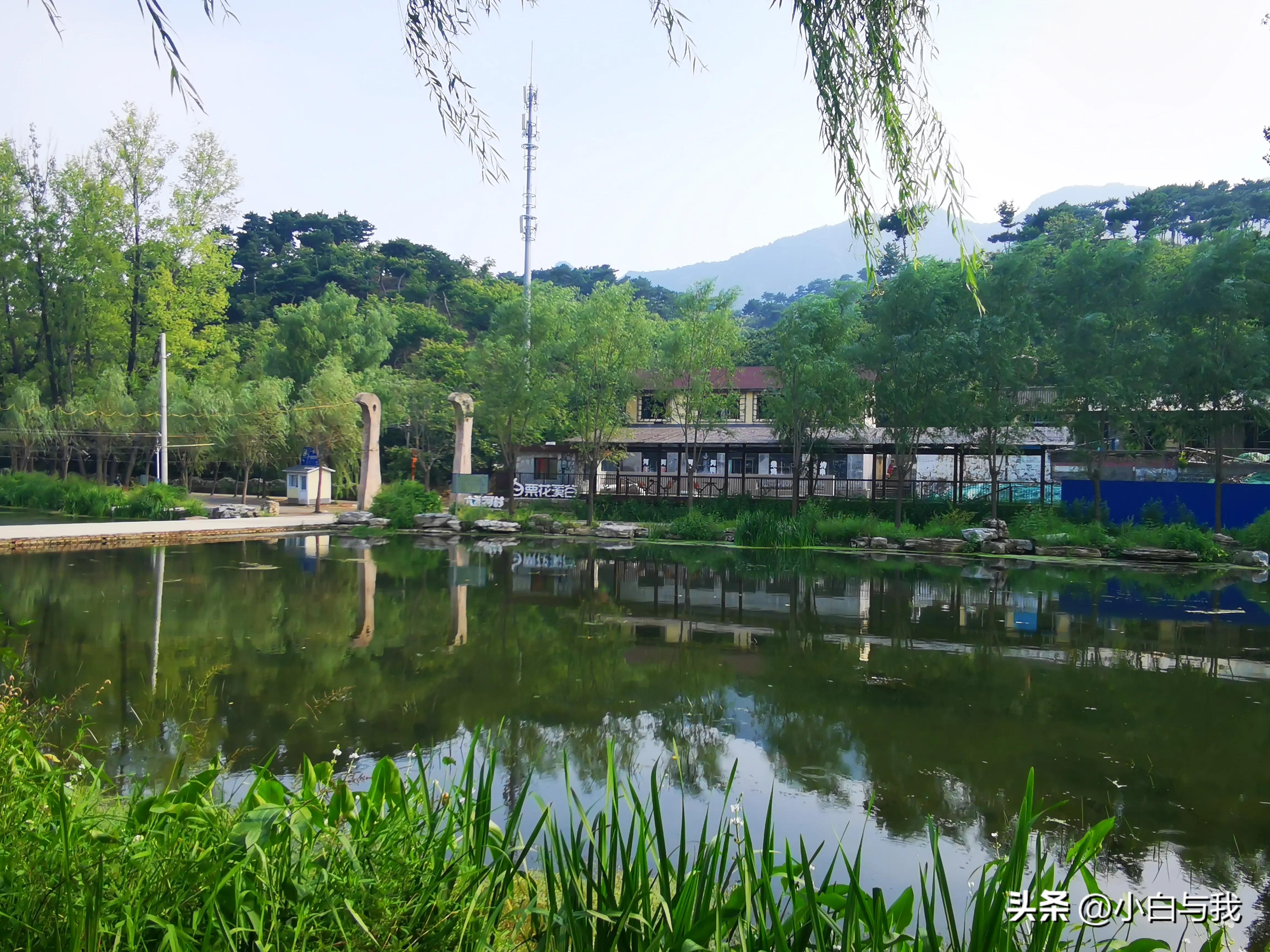 A beautiful small mountain village in Huairou, Beijing, not only ...