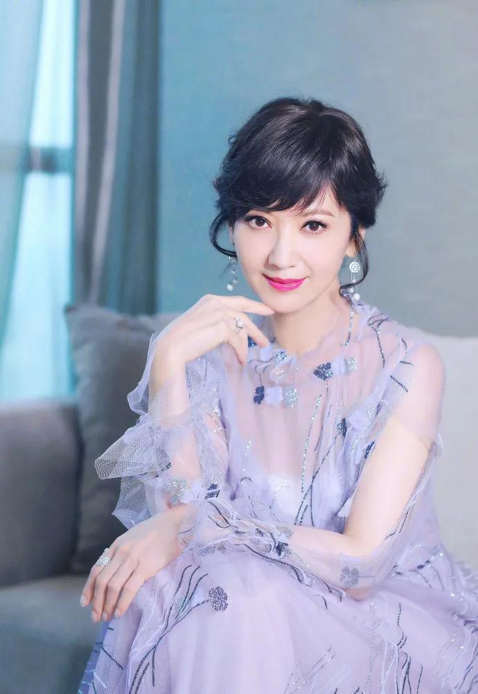 Twenty-nine years later, the White Snake: Zhao Yazhi, returned to ...