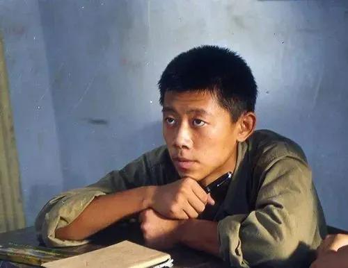 Xia Yu, who won the "Three Material Best Actor" at the age of 17 ...