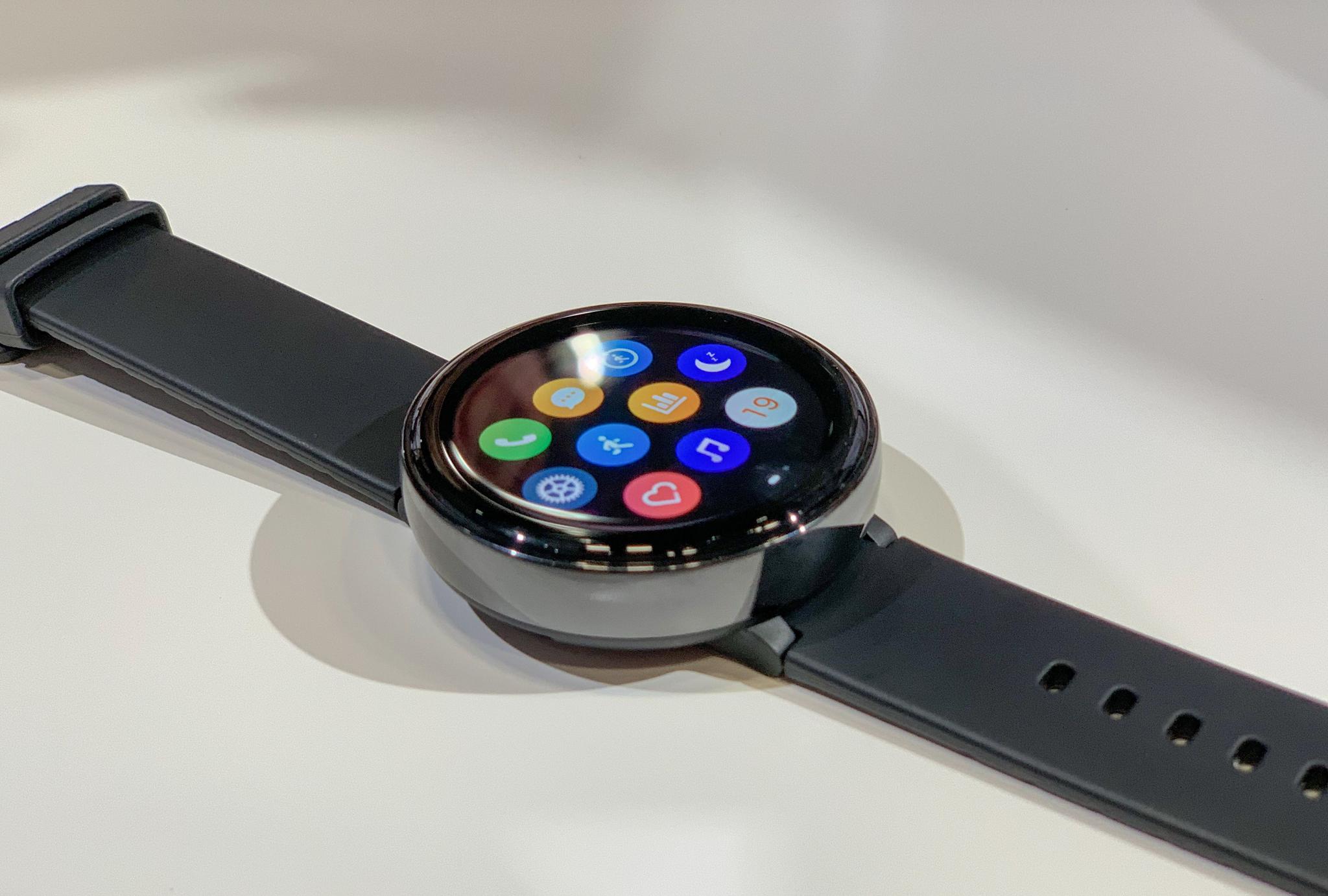 The emergence of smart watch technology has changed the traditional ...