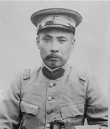 Yu Xuezhong showed his edge in the battle of Yichang, Wu Peiyu left an ...