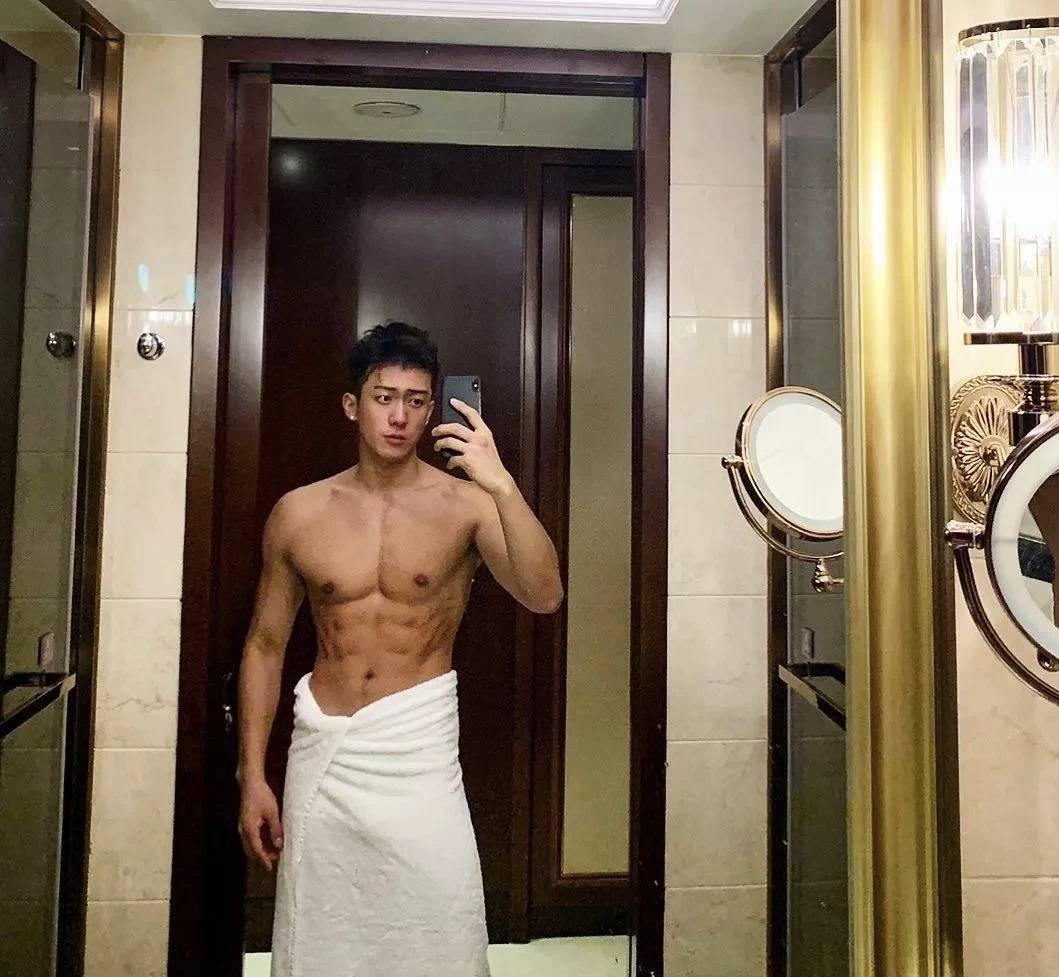 A high-quality strong man in the entertainment industry! The 185cm ...