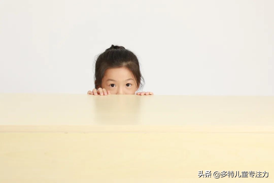 When children are emotional, do you "coax" or "cold treatment ...