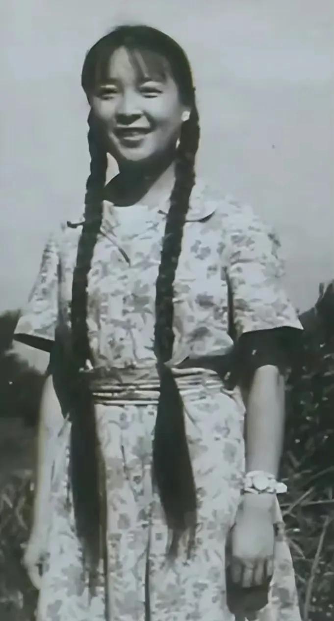 In 1960, Chen Yi asked Premier Zhou's nephew-in-law to plead his ...